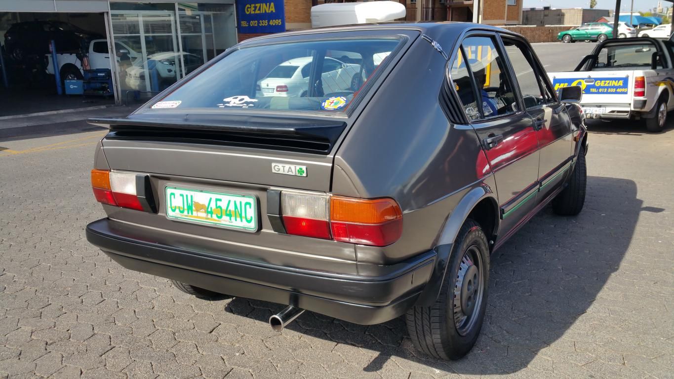 These 10 Alfa Romeos Aren't Very Good... But We Still Desperately Want Them