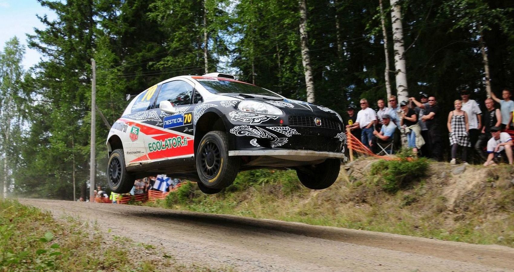 10 Fast Facts About Kimi Raikkonen