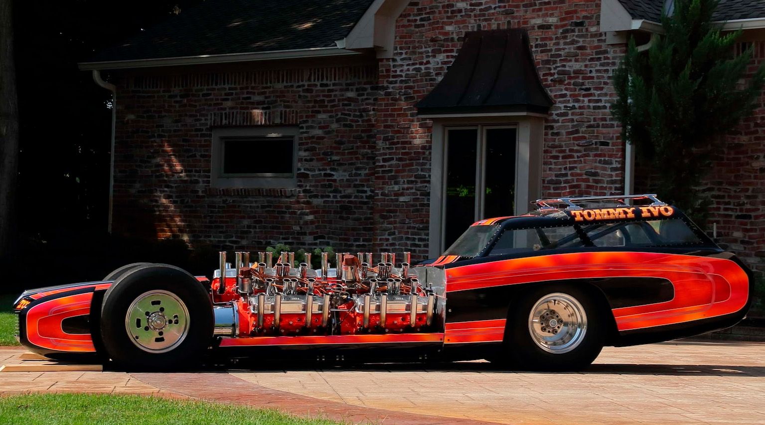 Four-Engined Hot Rod Heads To Auction With Perfect Message For Future Owner
