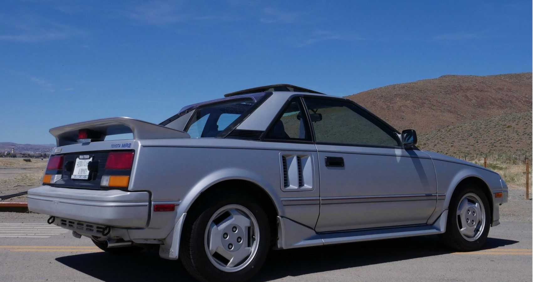 10 Best Classic Sports Cars To Buy On A Budget