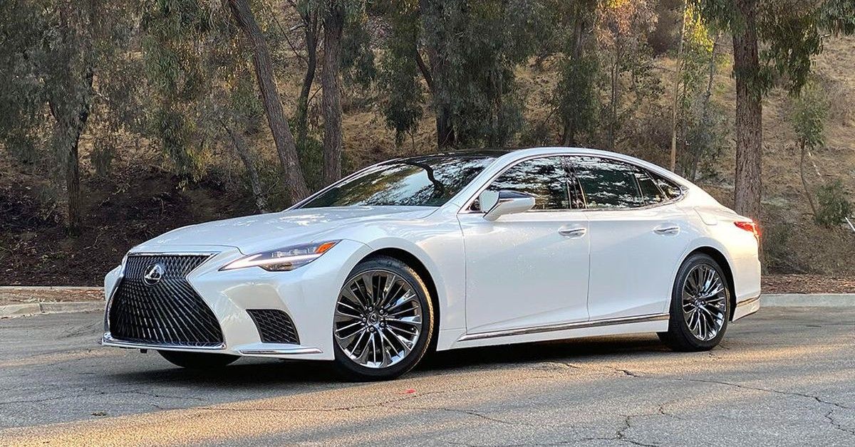 Here's What We Love About The Lexus LS 500