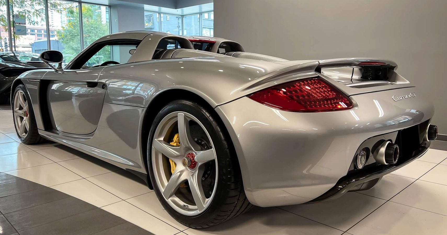 The Best Digital Vs The Best Analog Cars Made In The Modern Era