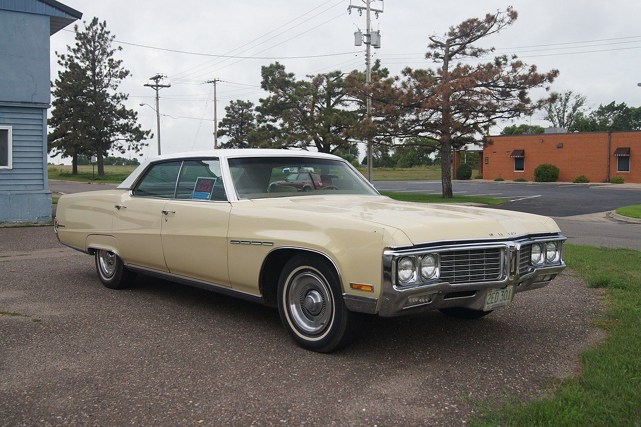 Ranking The Biggest Sedans Ever Produced