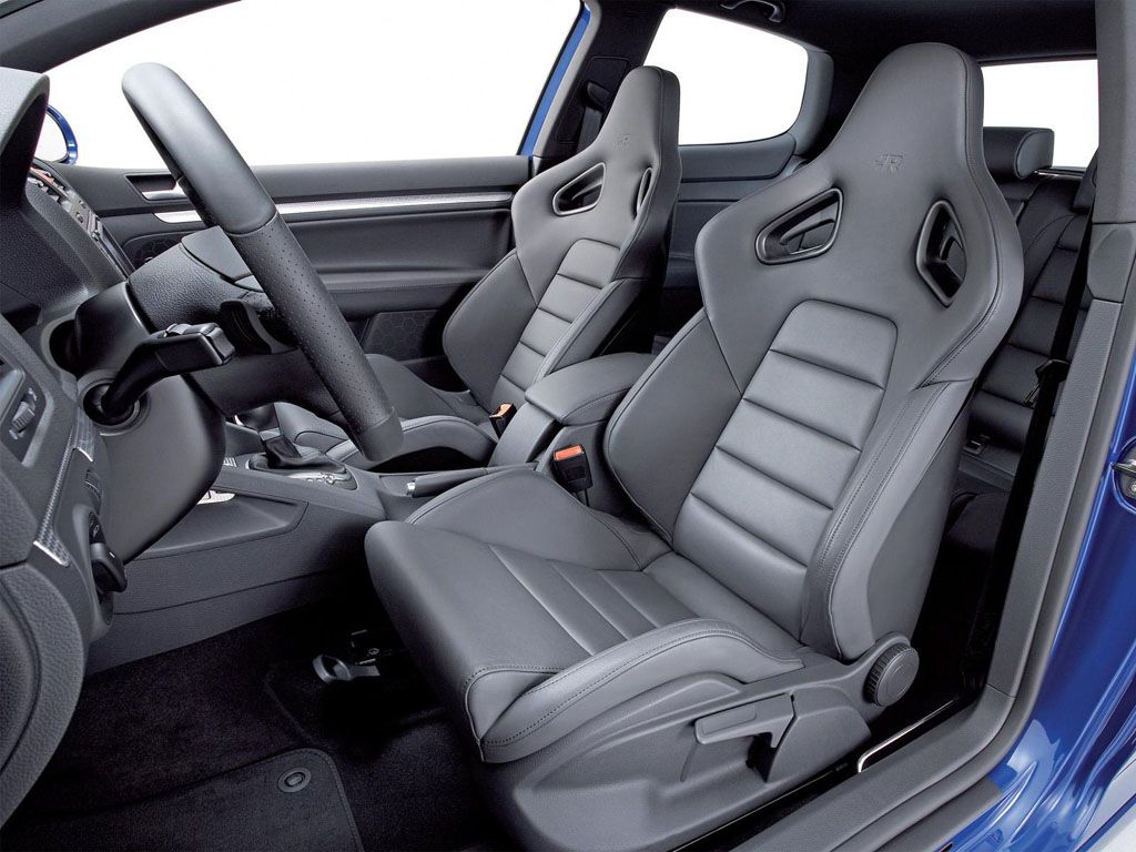 10 Things Gearheads Forgot About The Volkswagen Golf R32