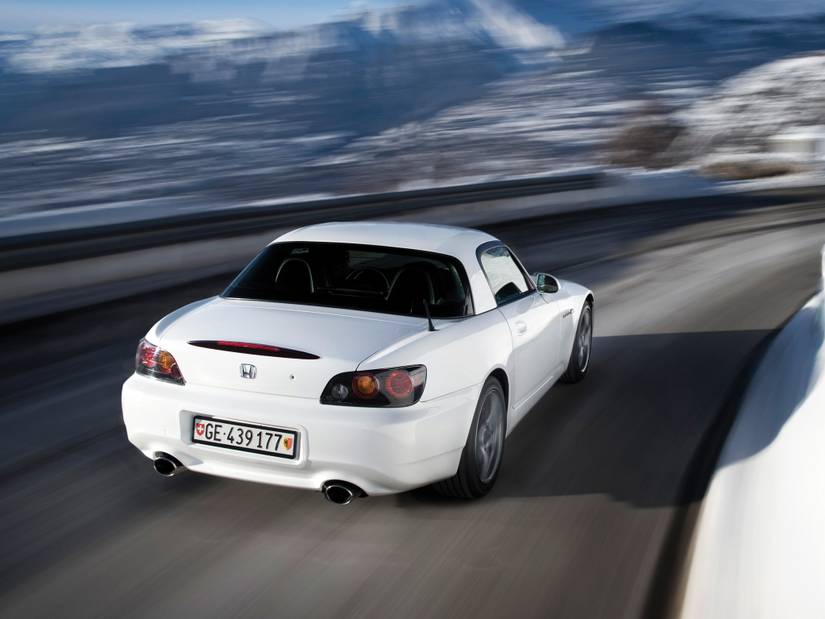 These Are 10 Of The Best RWD Cars With A Manual Transmission Ever Made