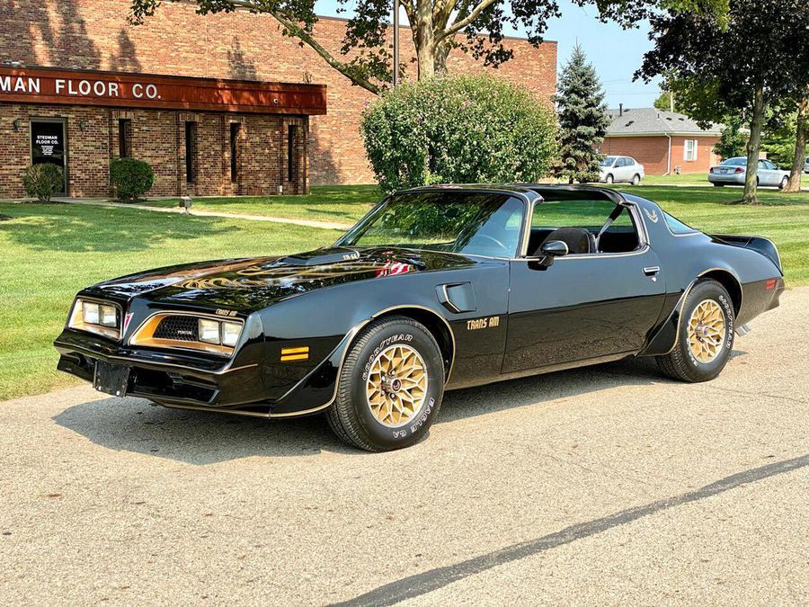 11 Reasons Why We Love The Pontiac Trans Am