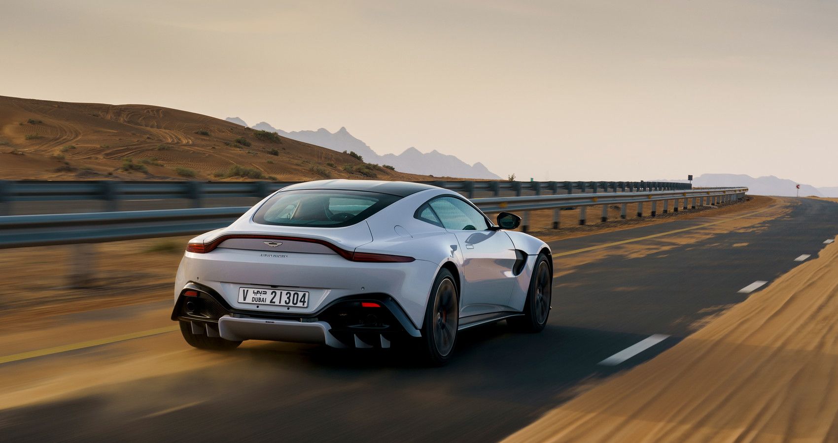 10 Best Front-Engine Sports Cars On The Market Right Now
