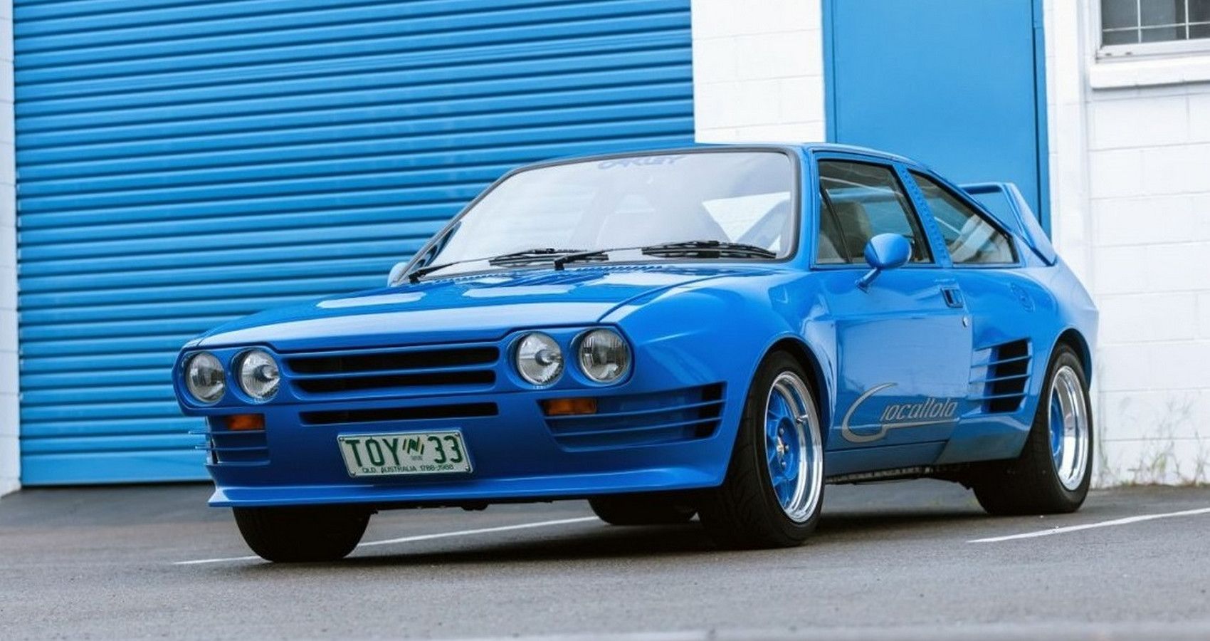 10 Classic Sports Cars That Were Beyond Weird
