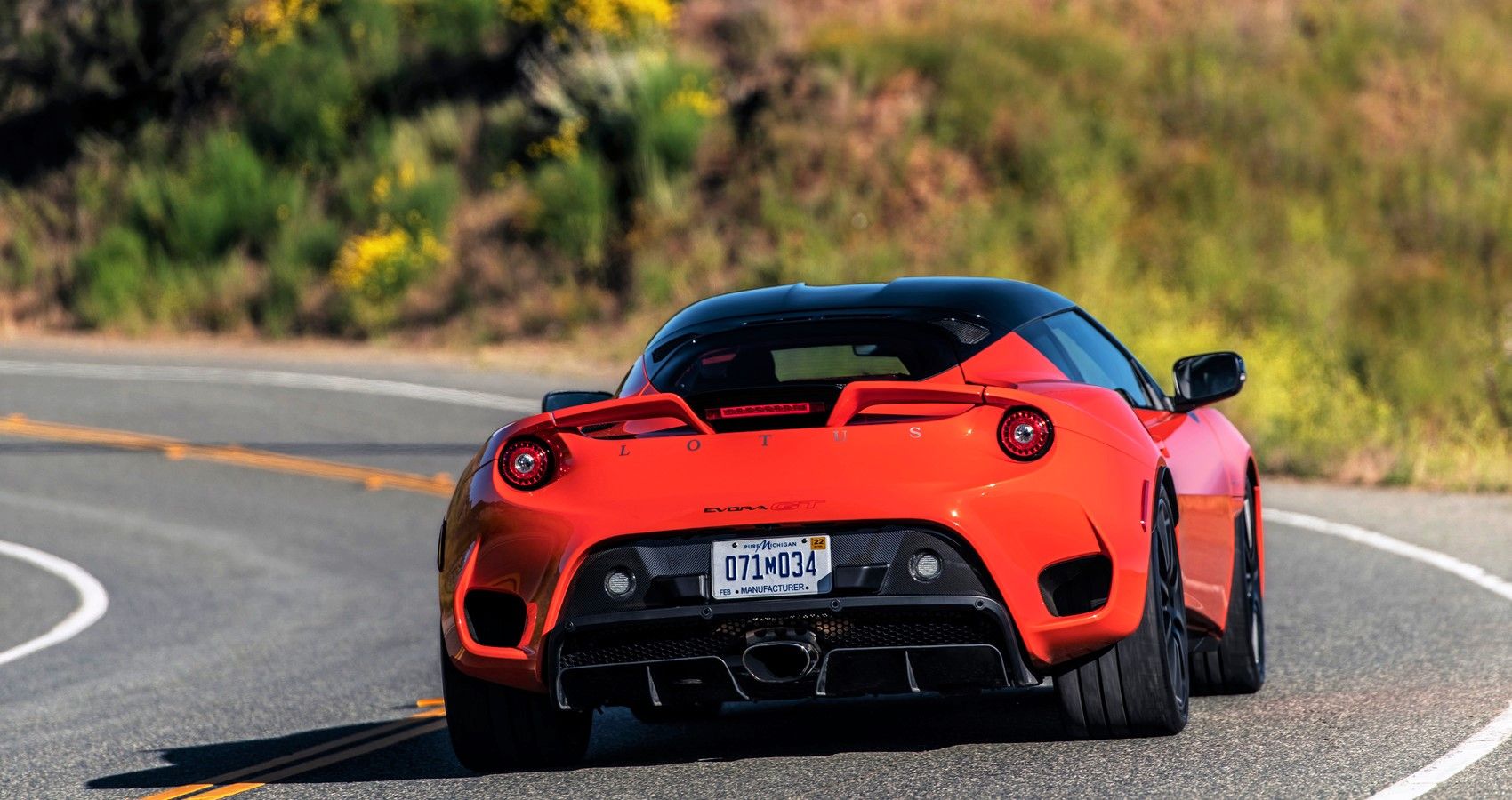These Are Our Favorite Features Of The Lotus Evora GT