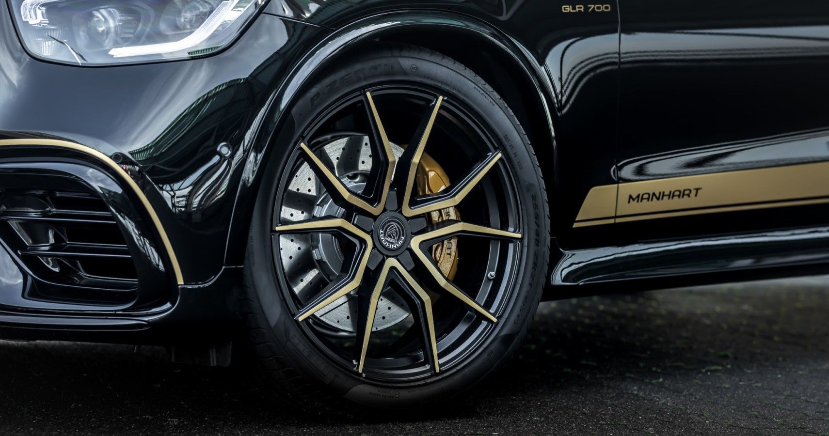 Manhart Shows Us That A 700 HP Merc-AMG GLC 63 S Coupe Is Normal
