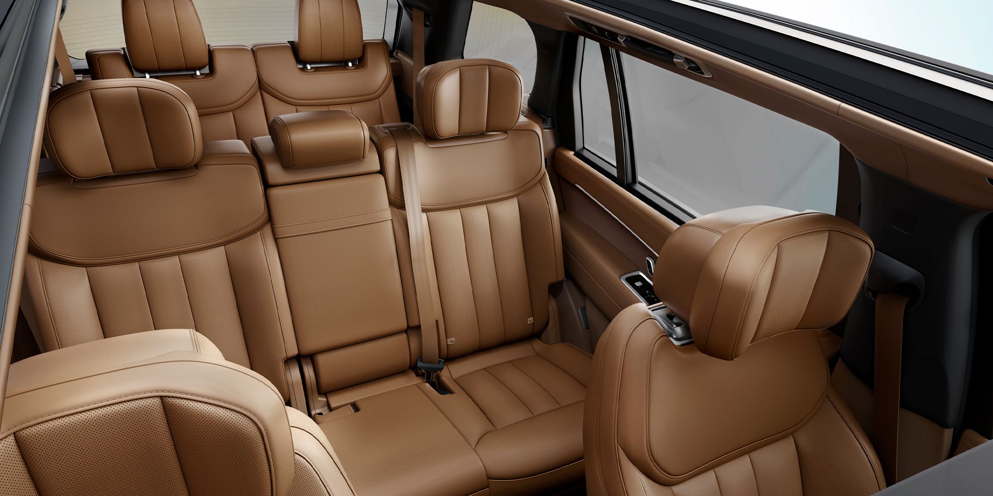 Here's Everything You Need To Know About The New Range Rover