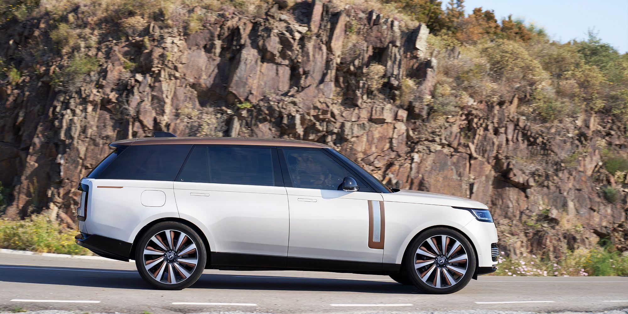Here's Everything You Need To Know About The New Range Rover