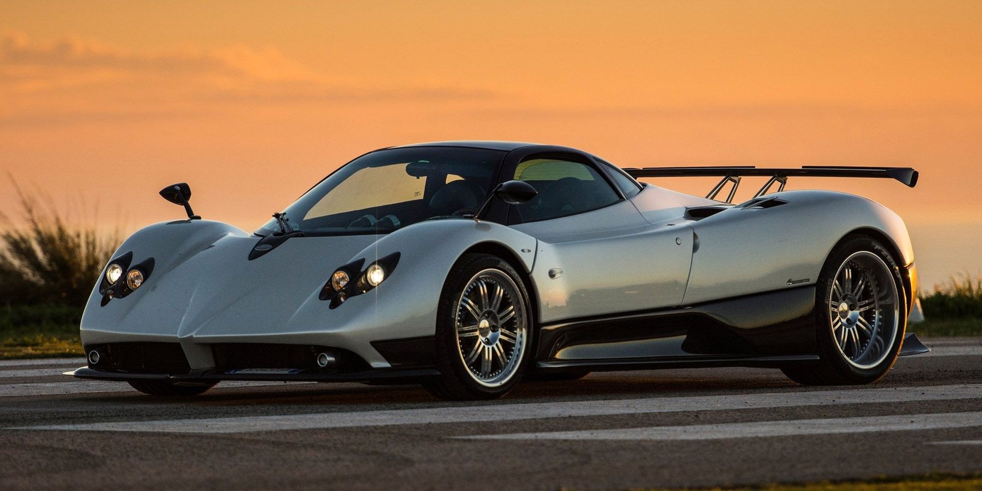 10 Awesome Cars That Pair A V12 Engine With A Manual Transmission