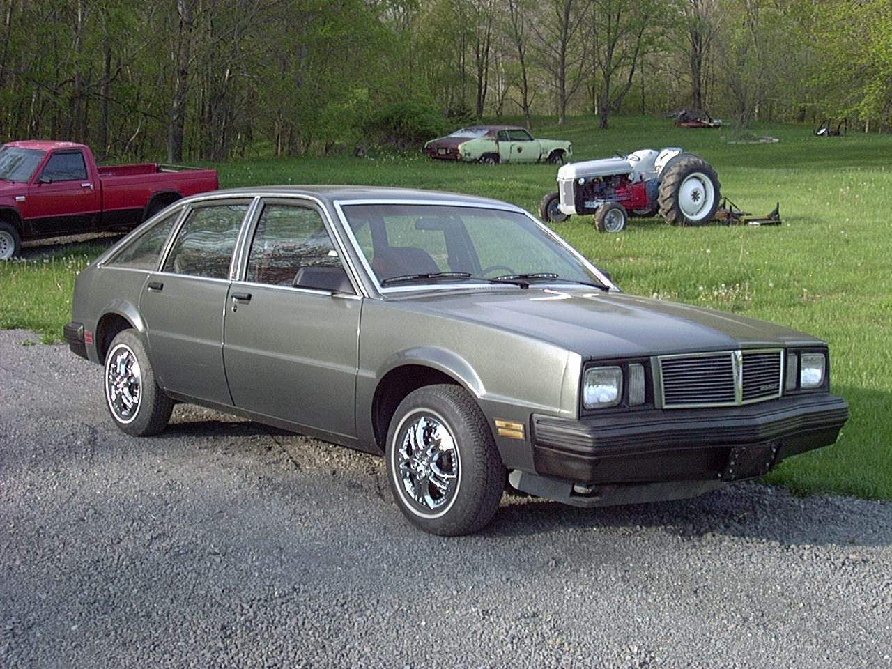 This Pontiac Phoenix Is A Malaise Hatchback Nobody Wants
