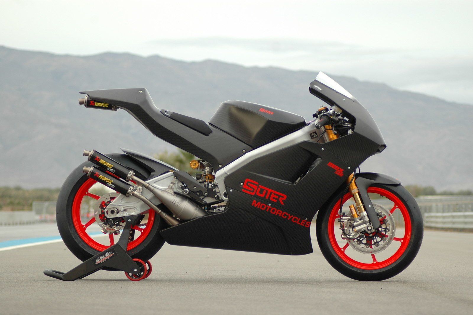 10 Reasons Why We Still Love 2-Stroke Engines