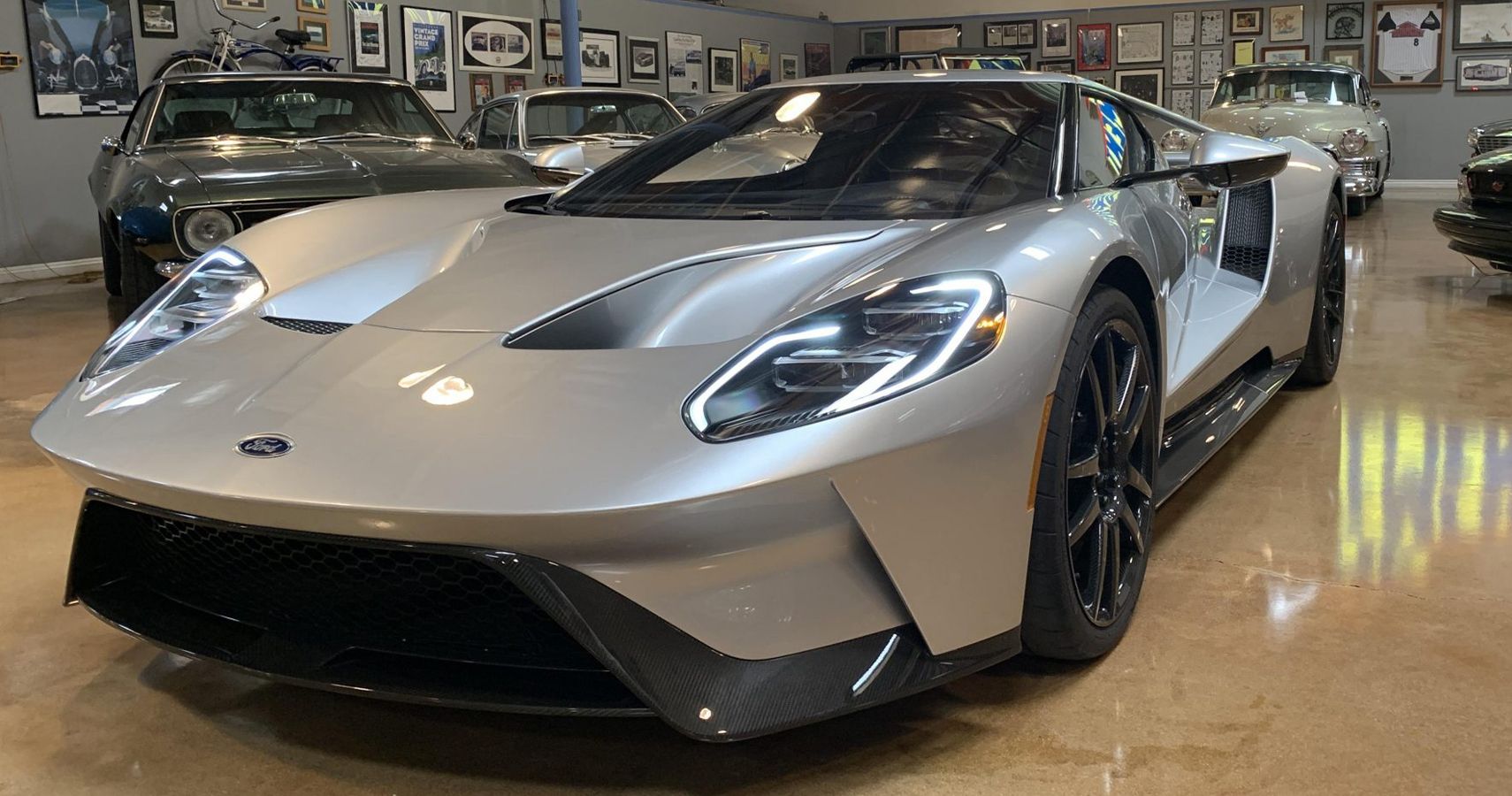 The Best Digital Vs The Best Analog Cars Made In The Modern Era