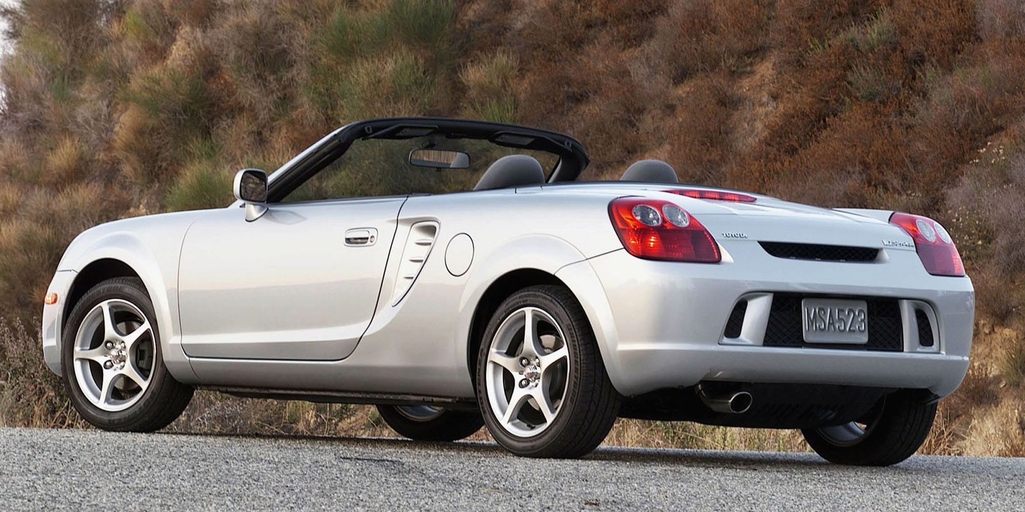 10 Things Everyone Forgot About The Toyota MR2