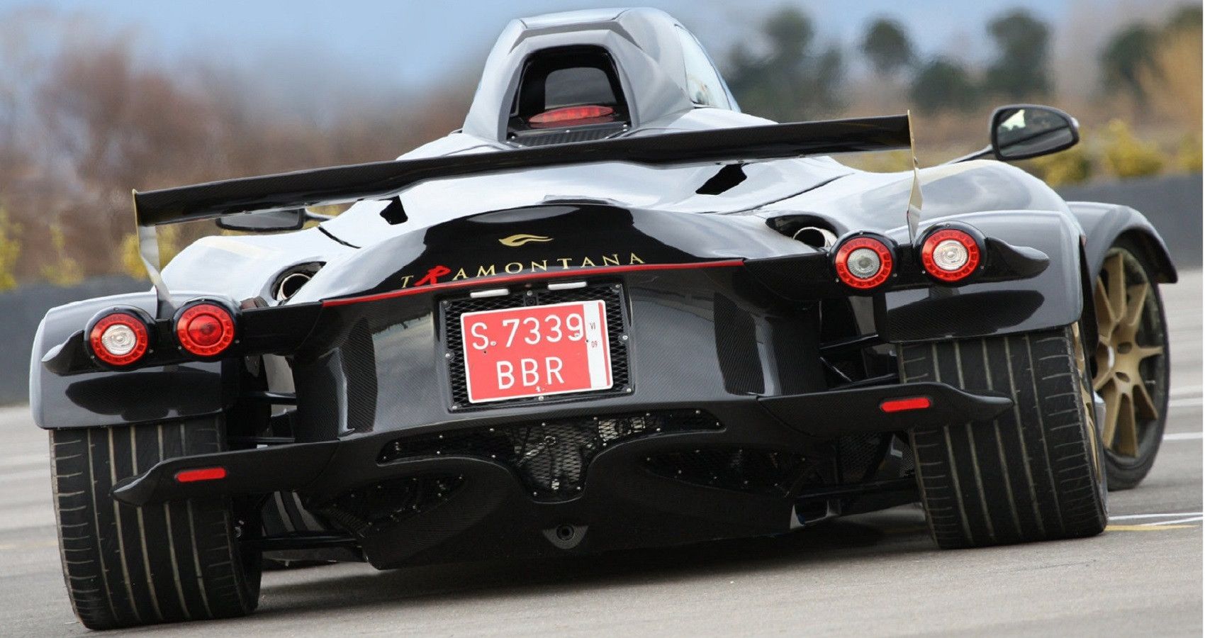 These Are The Strangest Mid-Engine Supercars We've Ever Seen