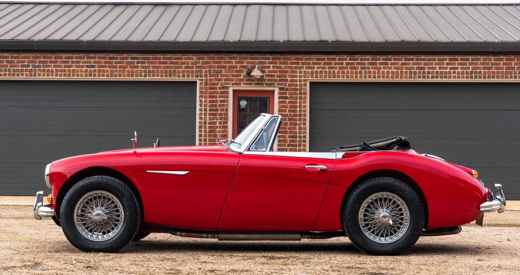 10 Surprising Cars That Were Fitted With Leaf Springs