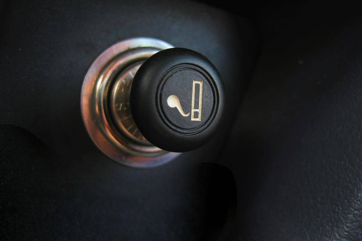 5 Car Features That Are Now Obsolete (5 Features That Will Soon Go Extinct)