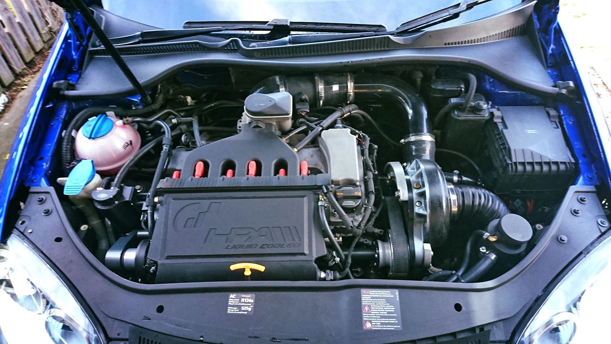 10 Things Gearheads Forgot About The Volkswagen Golf R32