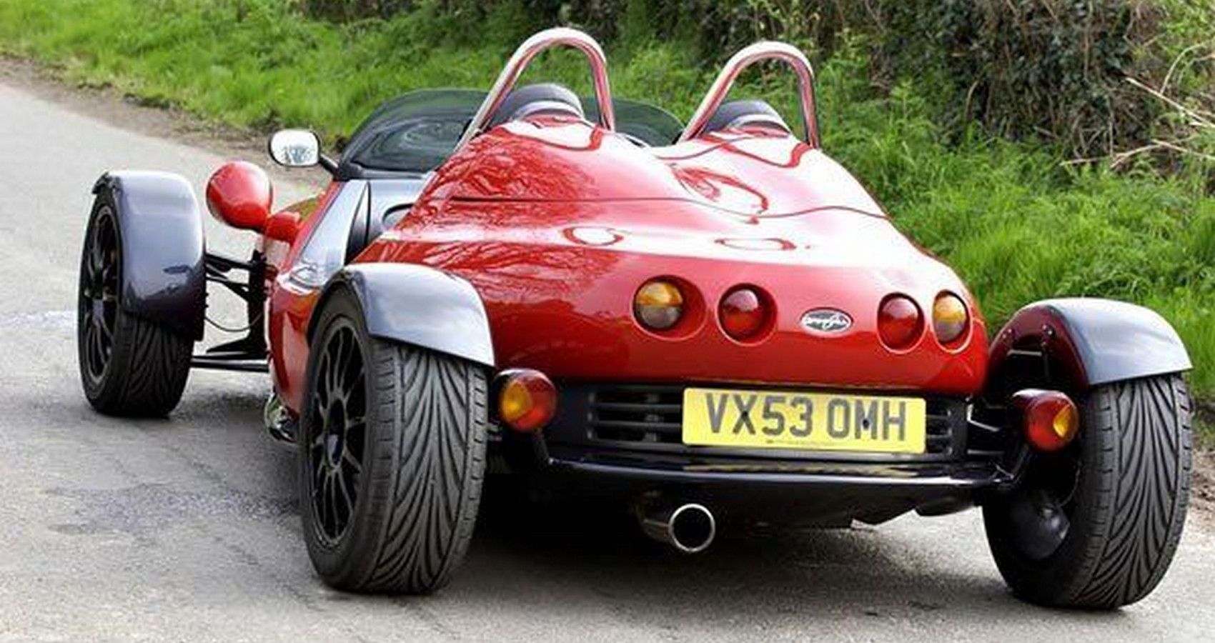 5 Awesome British Sports Cars You Should Buy Right Now (5 That Are Best ...