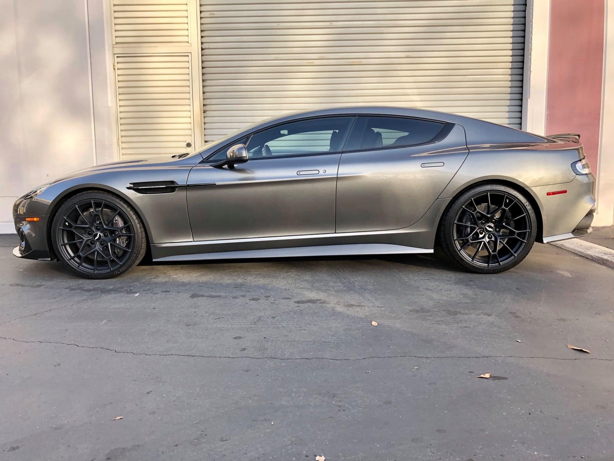 This Is the Best Feature Of The Aston Martin Rapide