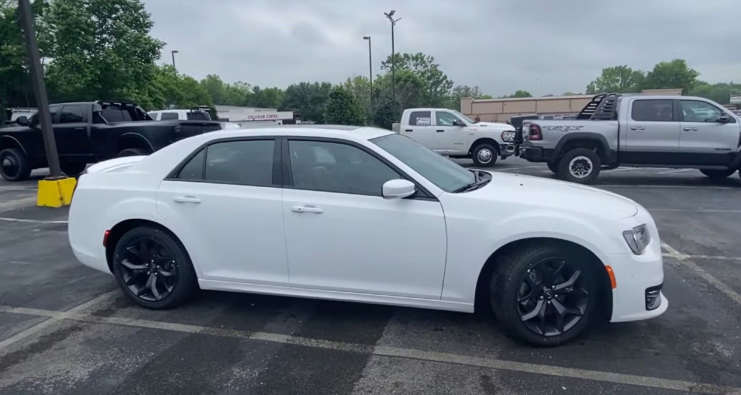 Here's Everything You Should Know About The 2021 Chrysler 300
