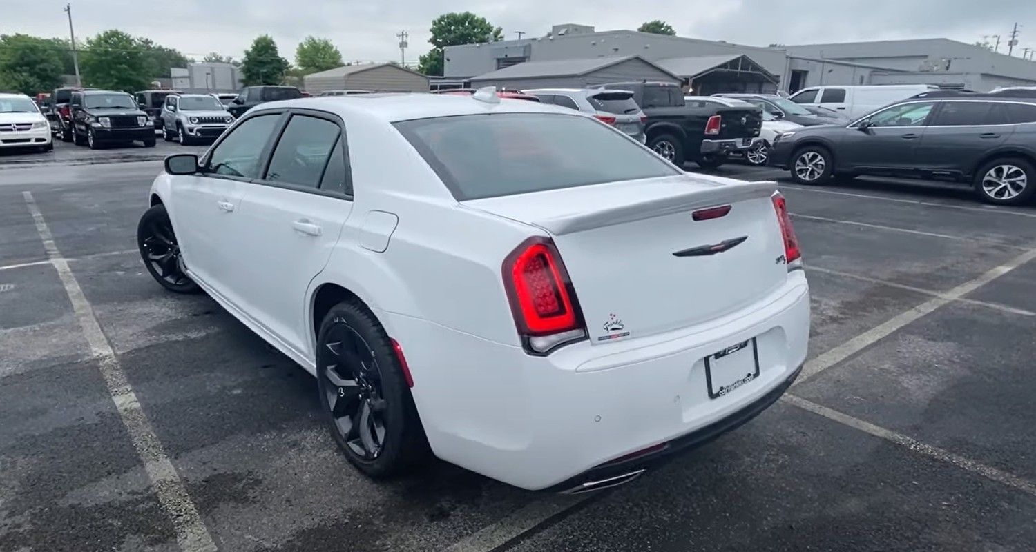 Here's Everything You Should Know About The 2021 Chrysler 300