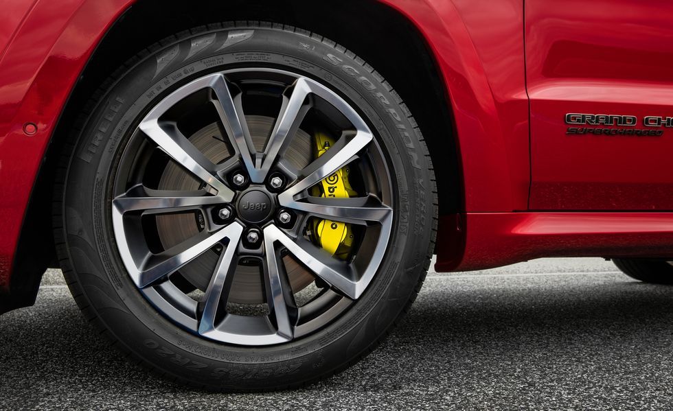 10 Things We Love About The Jeep Grand Cherokee Trackhawk