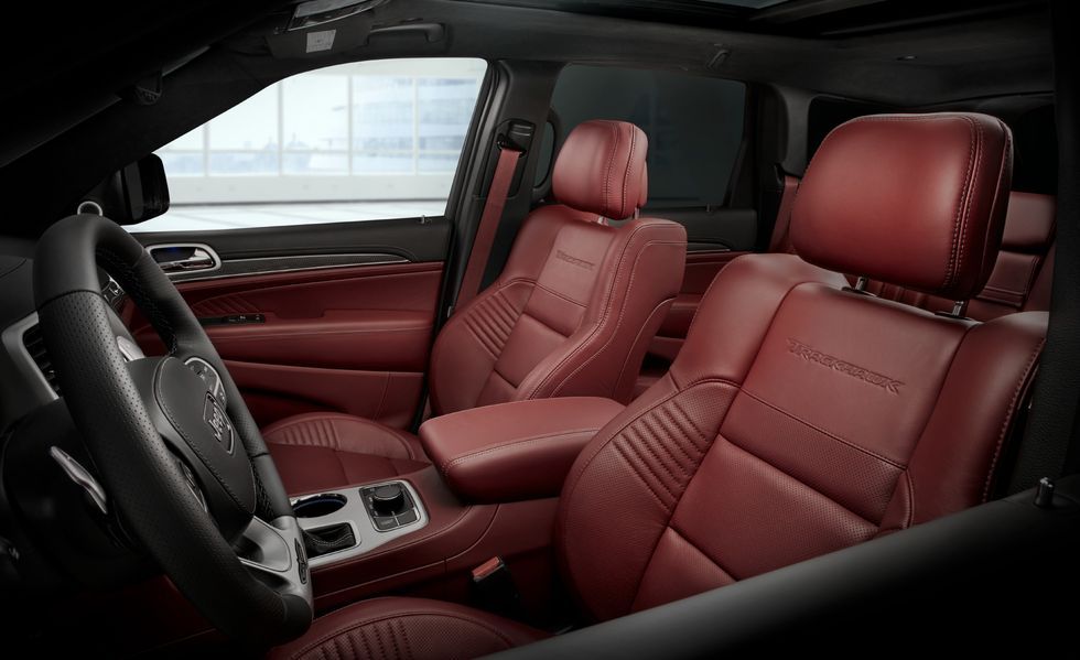 Everything You Should Know Before Buying A 2020 Jeep Trackhawk