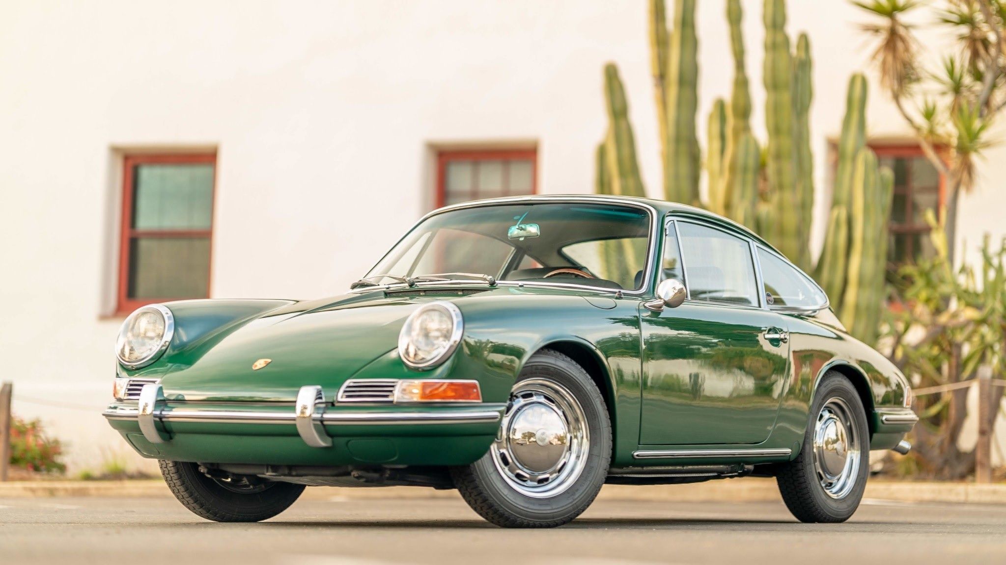 5 Most Overpriced Classic Porsches 5 That Are Worth Every Penny 5-most-overpriced-classic-porsches-5-that-are-worth-every-penny