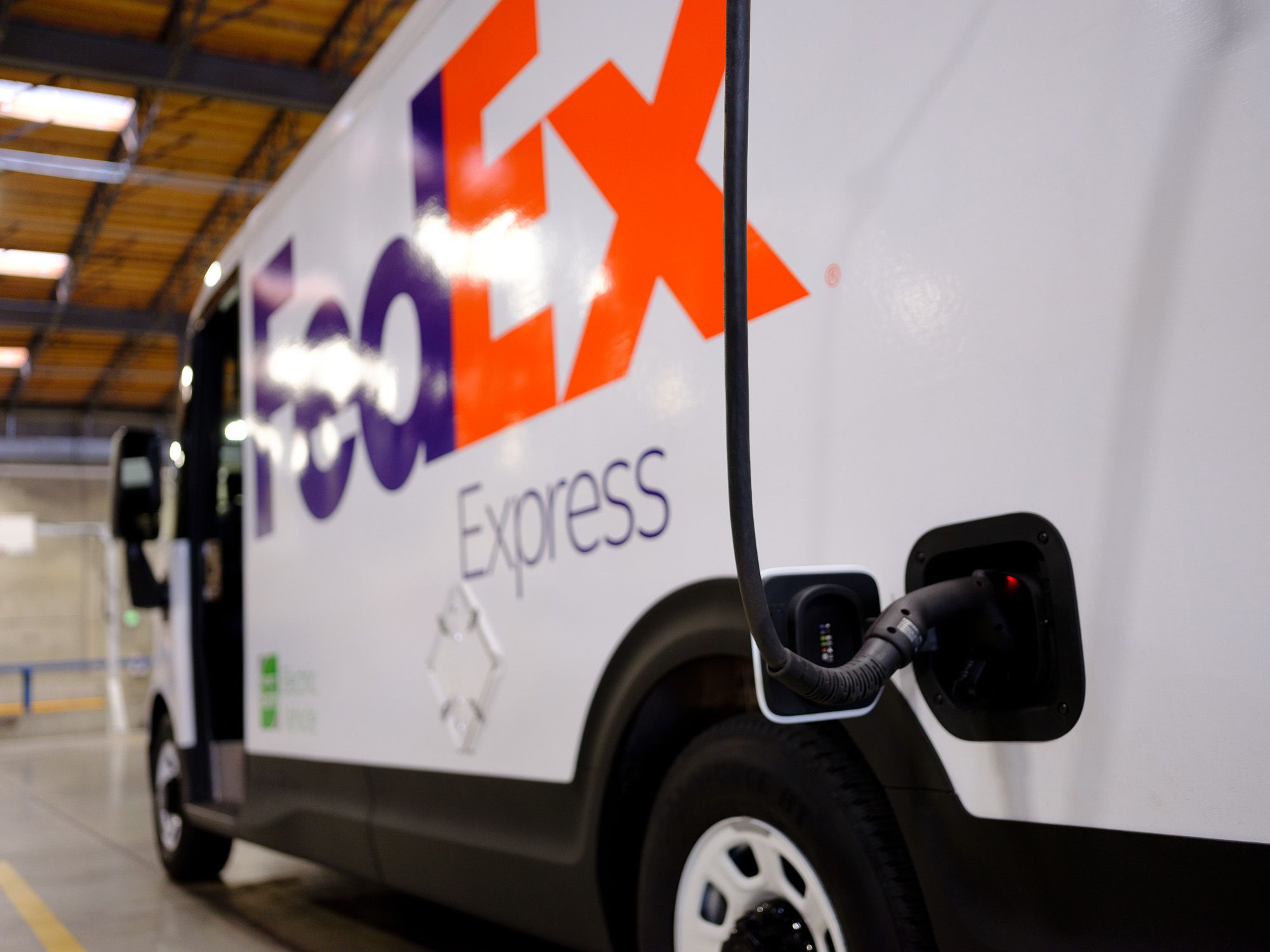 FedEx Takes Delivery Of The First Five Of Its New EV600 Vans
