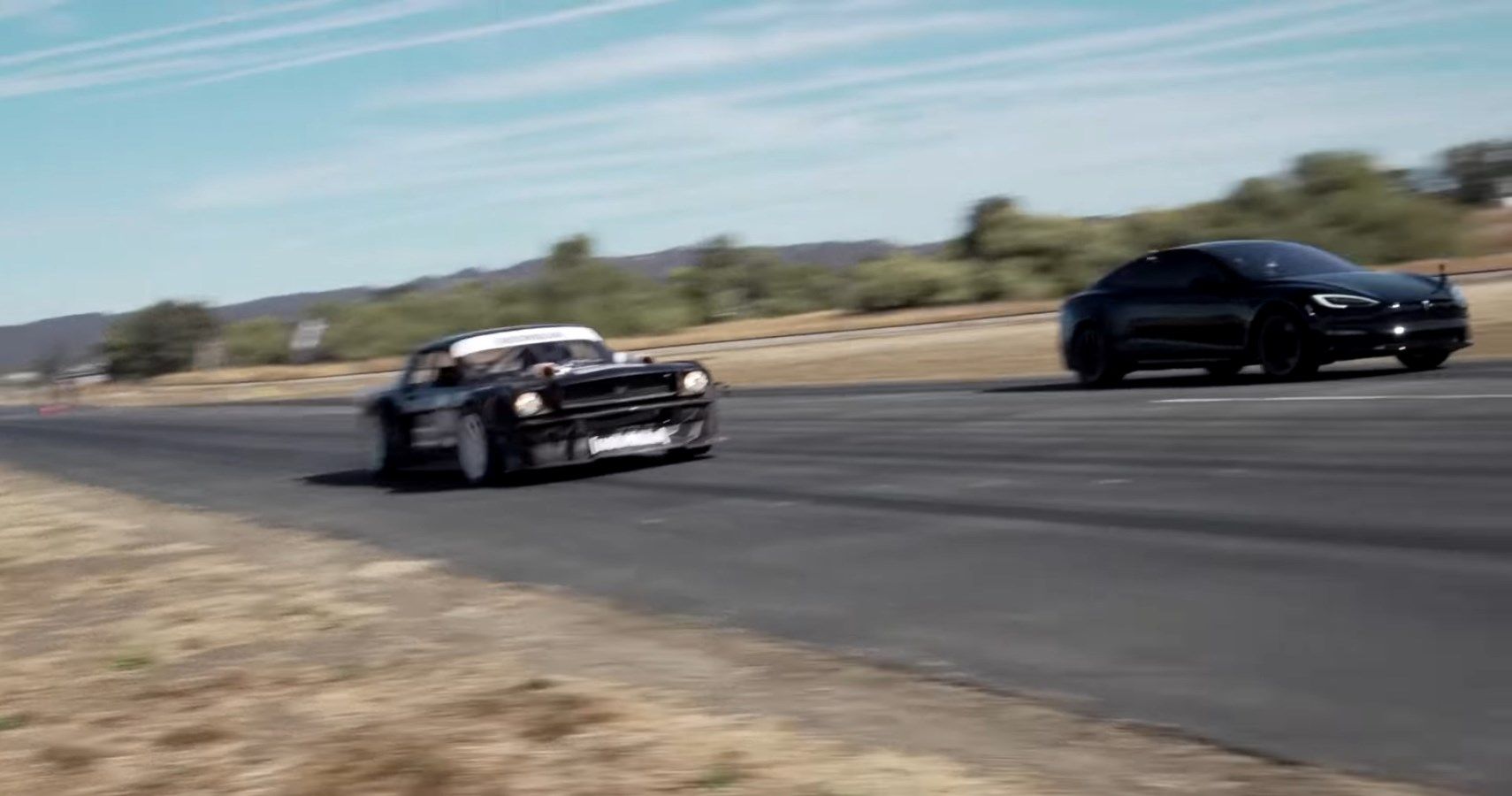 Lia Block Drives Ford Mustang Hoonicorn Against Tesla Model S Plaid In ...
