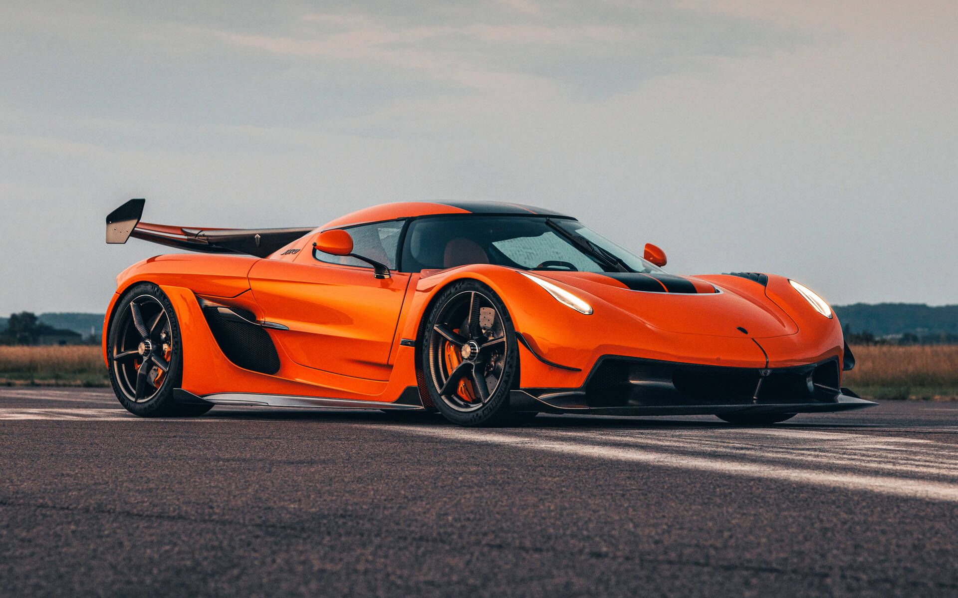 10 Supercars That Produce More Than 1000 Horsepower