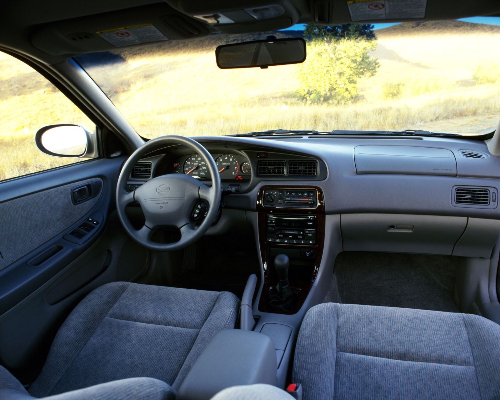 A Closer Look At The 1998 Nissan Altima