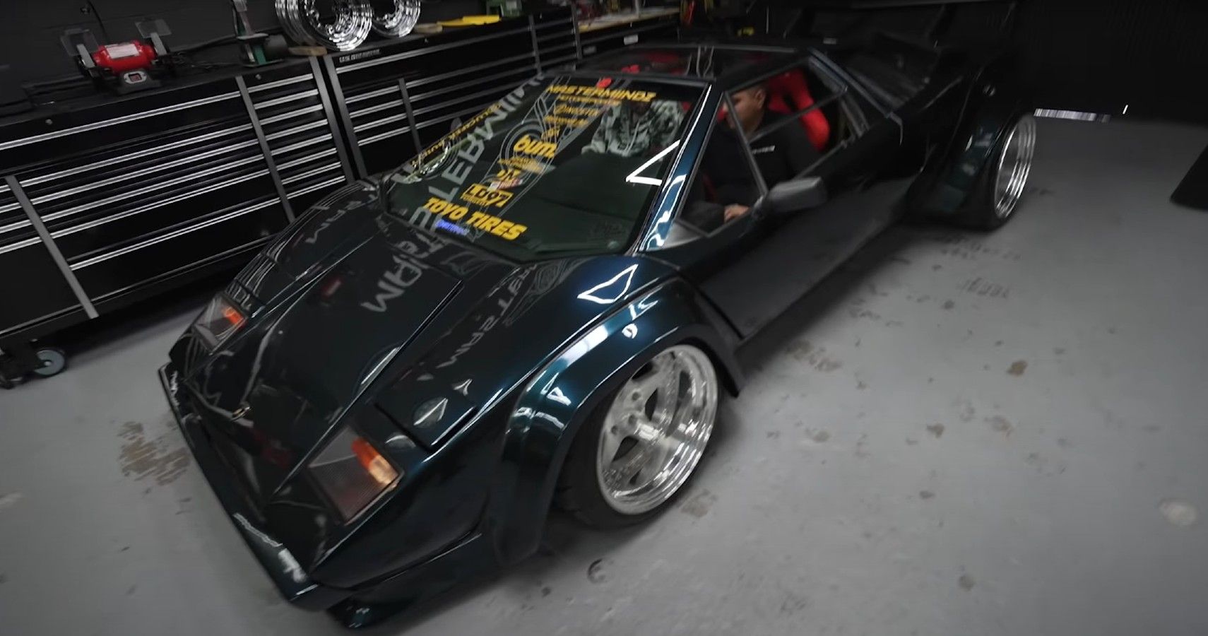 Lambo Countach Kit Car Goes From Damaged Bodyshop Dweller To Widebody ...