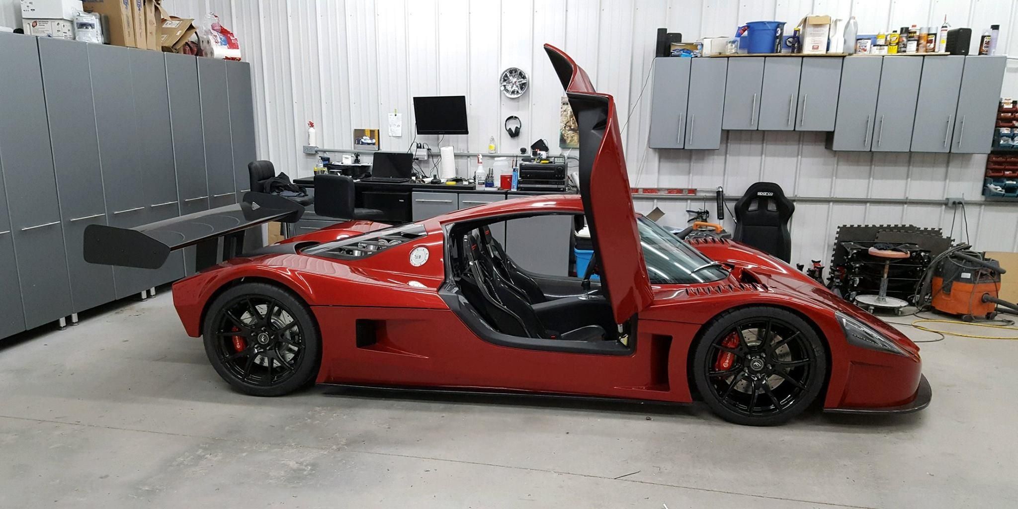 10 Coolest Supercars Powered By BMW Engines