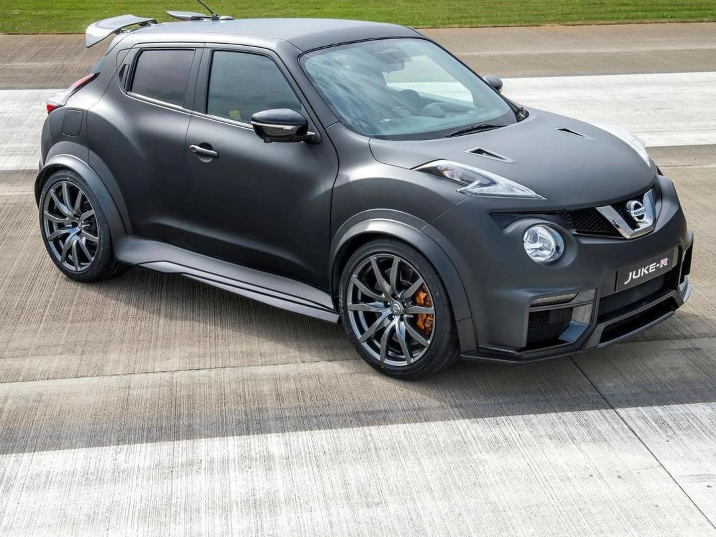 9 Boring SUVs And Crossovers That Look Awesome When Modified