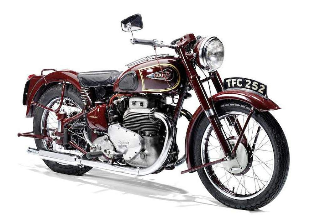 10 Classic British Motorcycles We'd Love To Throw A Leg Over