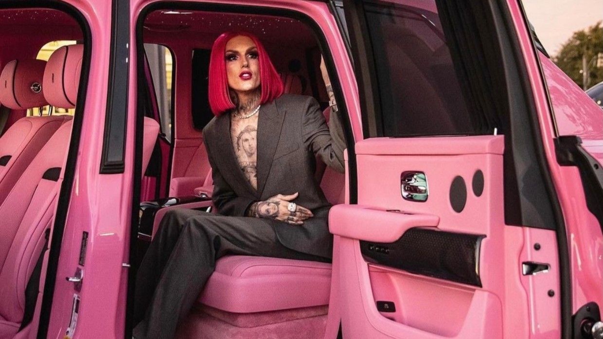 10 Rules All Rolls Royce Employees Have To Follow