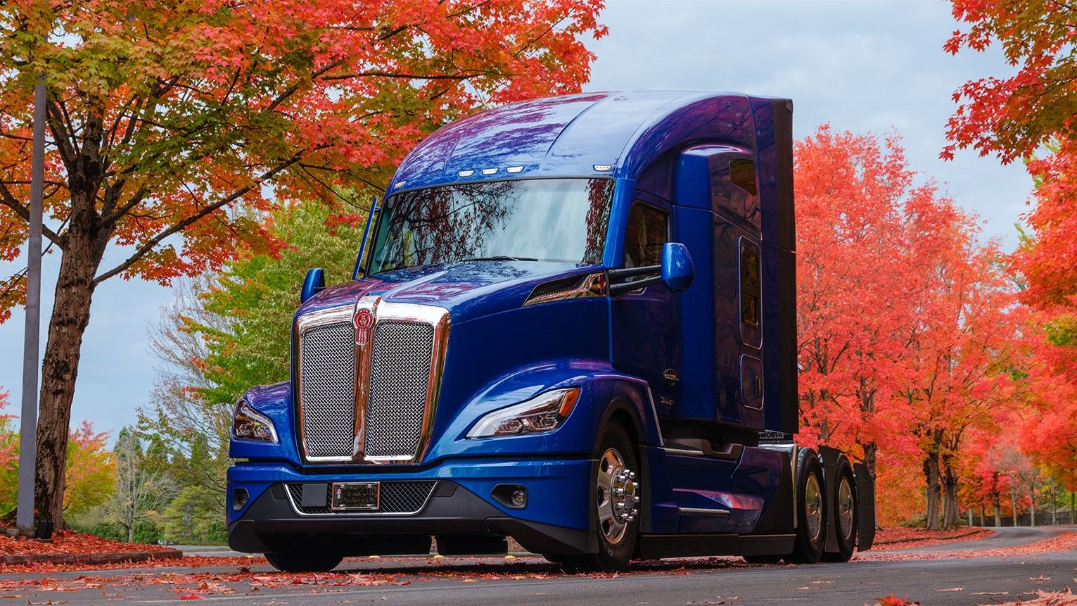Peterbilt Vs Kenworth: The Best American Truck For Truck Drivers