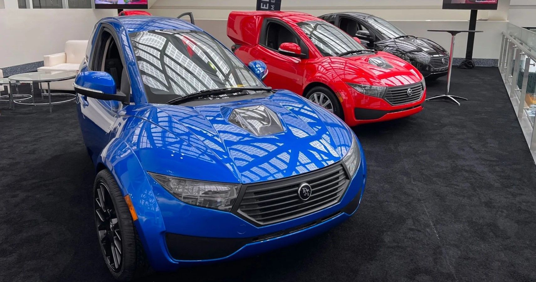 Meet the Quirky And Improved Three-Wheeled Solo EV