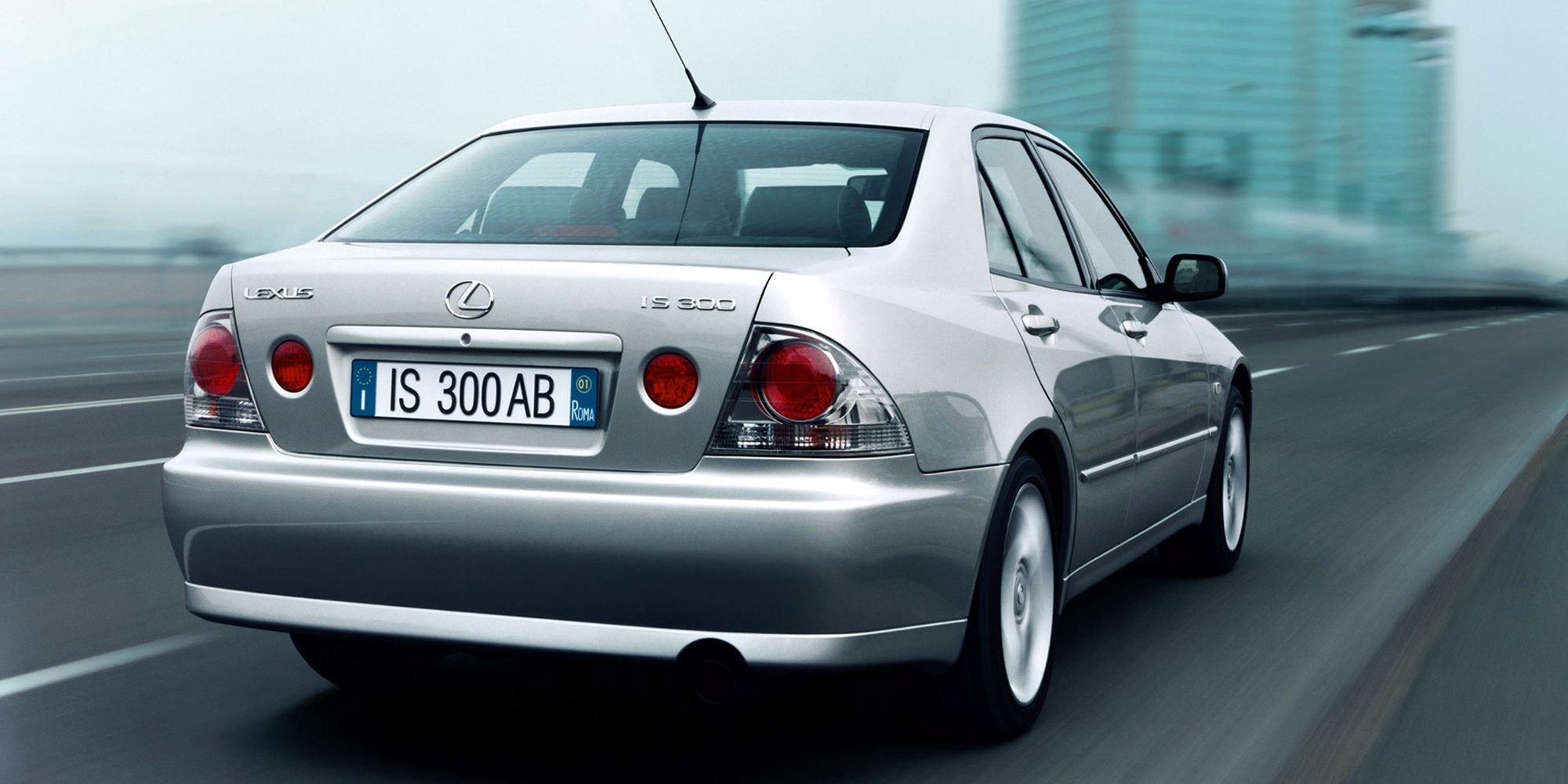 10 Greatest Japanese Track Cars Of The 2000s You Can Buy For Peanuts