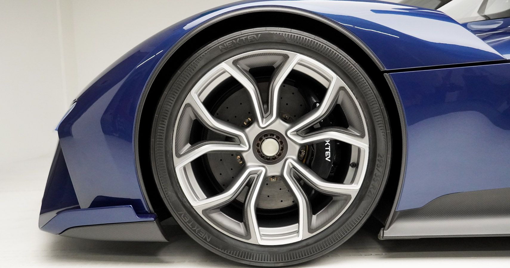 EXCLUSIVE: Up Close And Personal With China's Record-Setting Nio EP9 ...