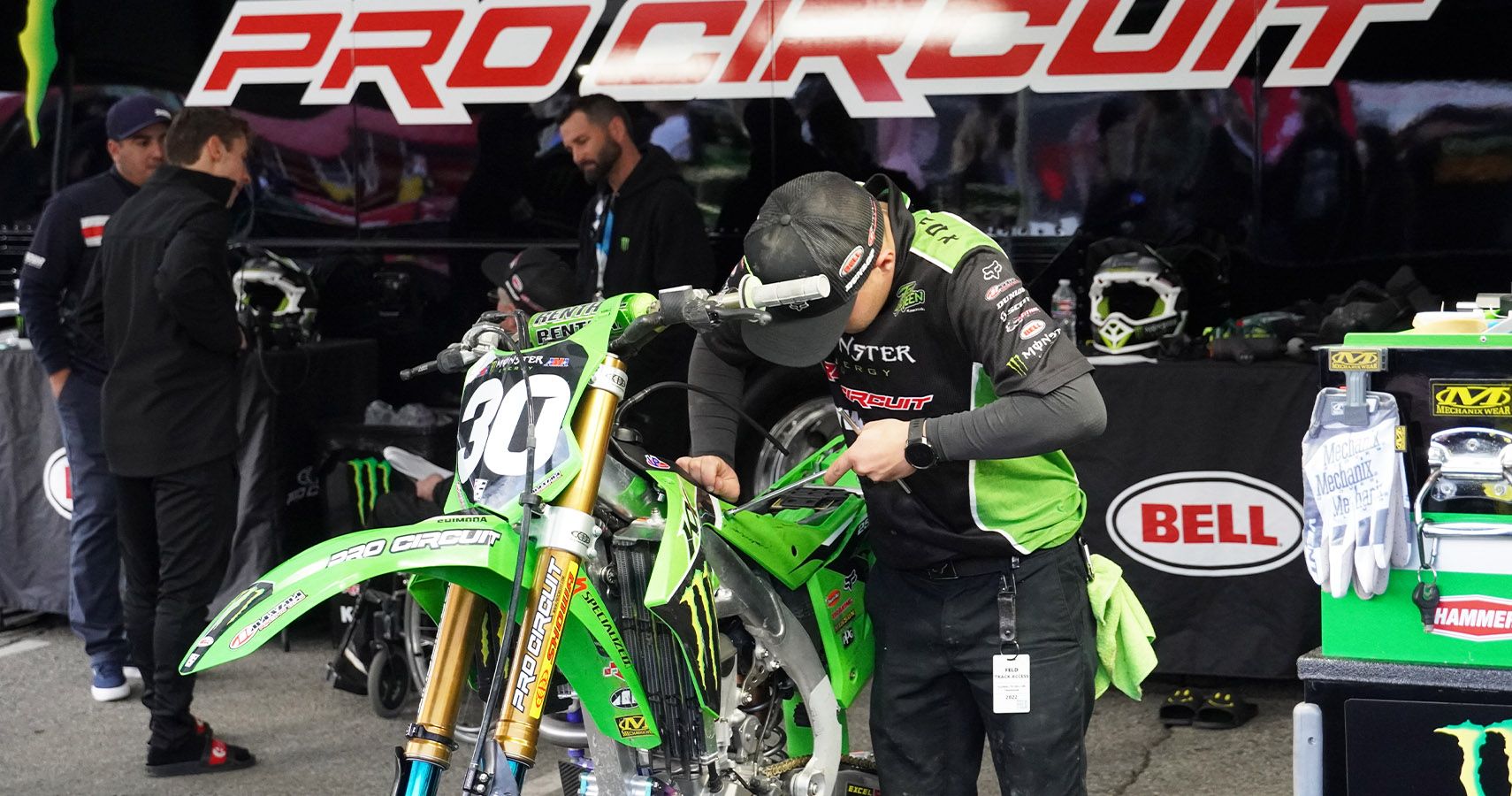 Supercross Jump-Starts The 2022 Season With Fans Allowed At Angel Stadium