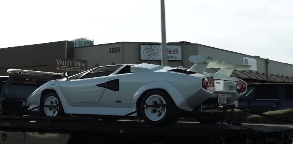 Double Lamborghini Countach Barn Find Is A Dream Jackpot