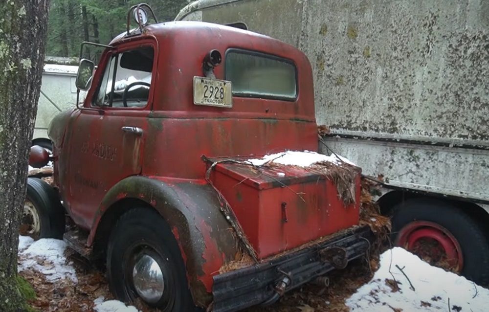 YouTuber Uncovers Weird Collection Of Amphicars, Limos, And Other Oddballs