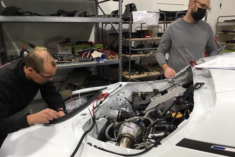 This Custom Alpine A110 Hybrid Gets AWD With 400 HP