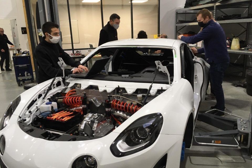 This Custom Alpine A110 Hybrid Gets AWD With 400 HP